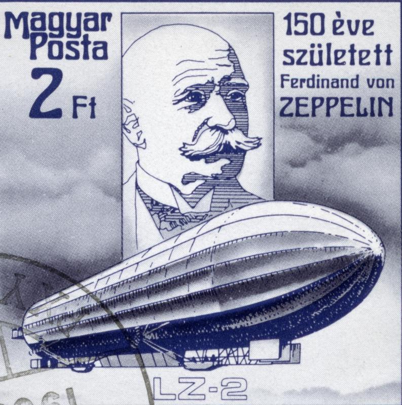 What is a Zeppelin? (with pictures)