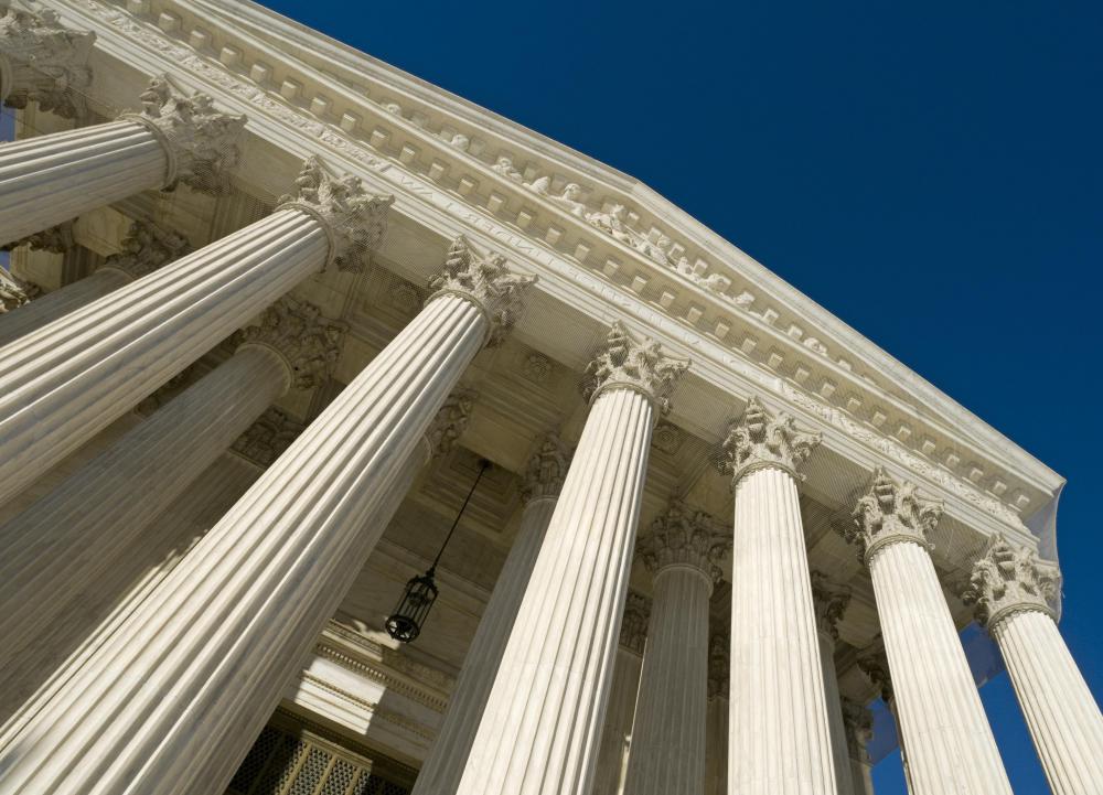 What is a Constitutional Court? (with pictures)