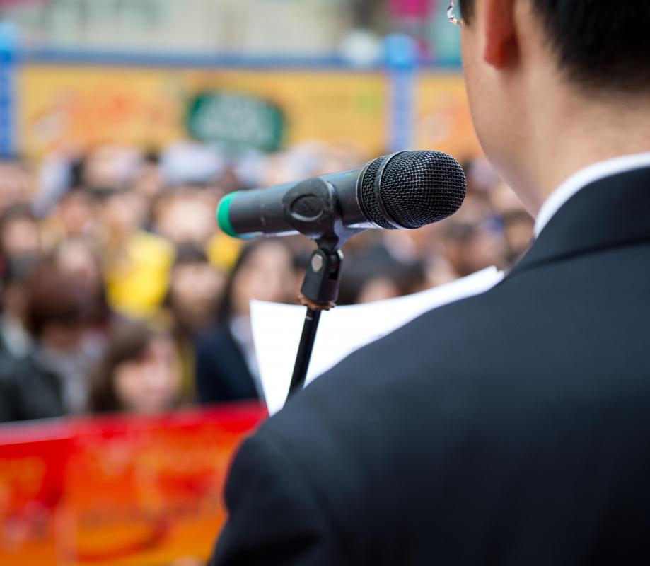 What is Pandering? (with pictures)